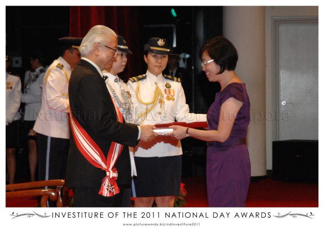 President Tony Tan Keng Yam presenting 2011 National Day