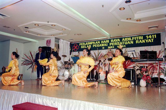 Perjumpaan Hari Raya Aidilfitri 1411 Kelar Pegawai Persatuan