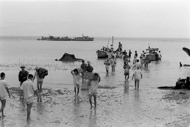 Detainees arriving at Pulau Senang