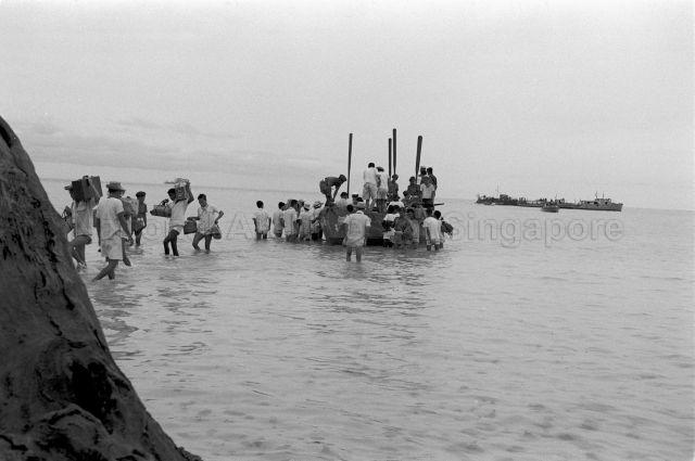 Detainees arriving at Pulau Senang