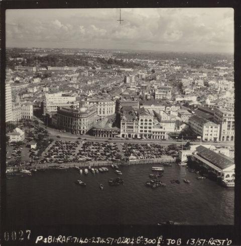 Aerial view of Collyer Quay and Raffles Place. The Clifford
