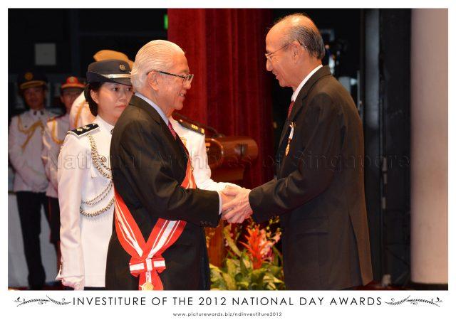 President Tony Tan Keng Yam presenting Meritorious Service