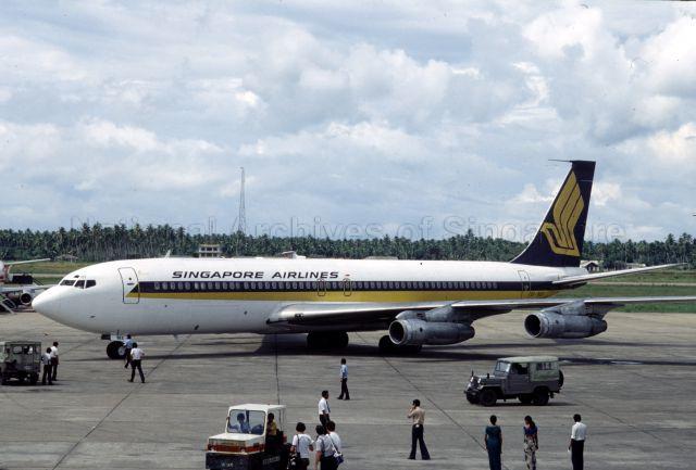 Singapore Airlines (SIA) plane at Changi Airport