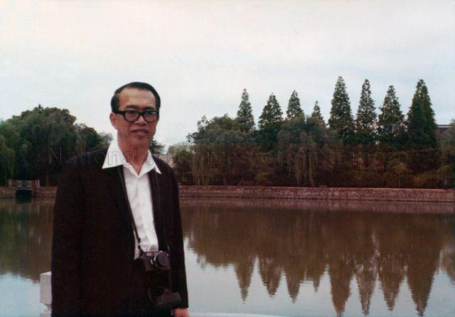 Former minister Hon Sui Sen & former CJ Yong Pung How lived with the ...