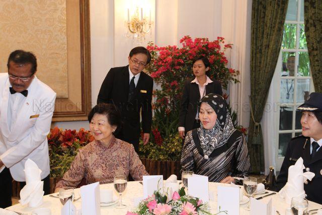 Mrs Mary Tan, wife of President of Tony Tan Keng Yam, with