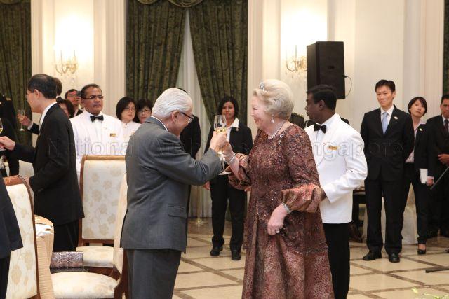 Her Majesty Queen Beatrix of the Netherlands making a toast