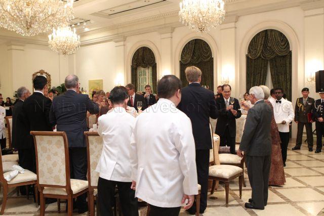 Her Majesty Queen Beatrix of the Netherlands making a toast