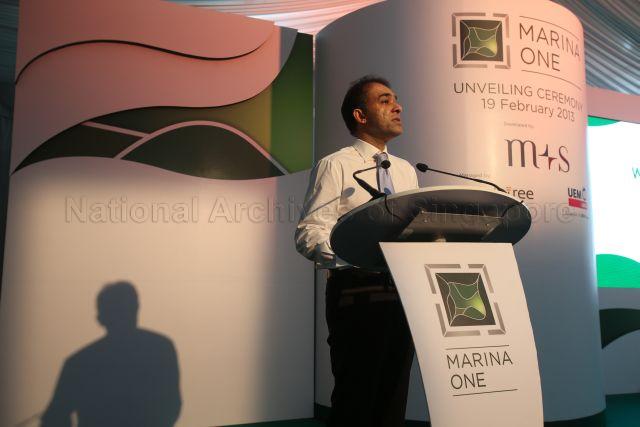 Khazanah Nasional director Azman Yahya making a speech at