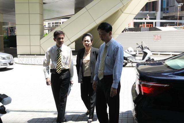 Awaiting the arrival of guests