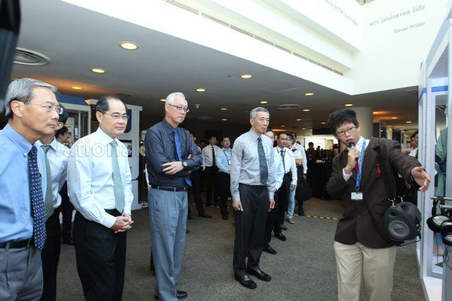 Dr Lee Boon Yang (former Minister for Manpower from 1998 to