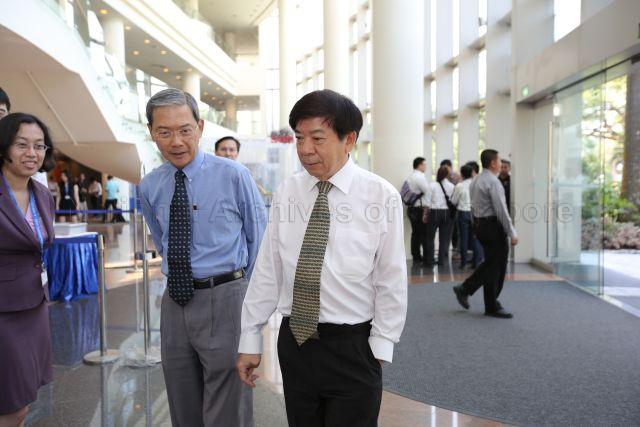 Dr Lee Boon Yang (former Minister for Manpower from 1998 to