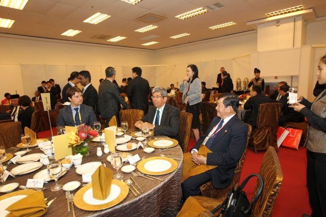 Minister for Communications and Information Dr Yaacob