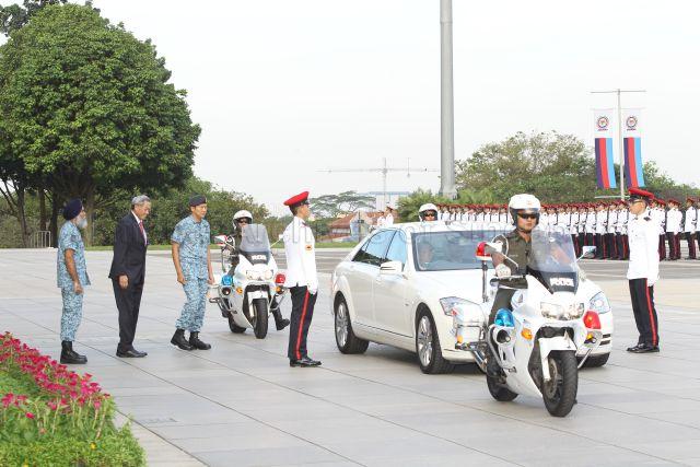 President Tony Tan Keng Yam's motorcade arriving at SAFTI