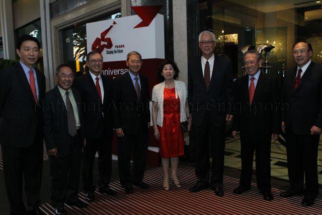 (From left to right) Keppel Corporation Chief Financial