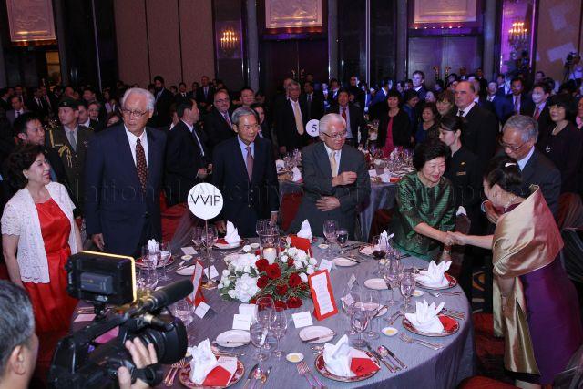 From left: Tan Choo Leng (wife of Emeritus Senior Minister