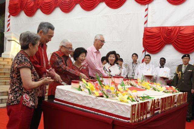Prime Minister Lee Hsien Loong, President Tony Tan, First