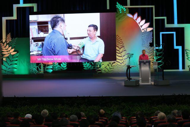Prime Minister Lee Hsien Loong addressing the audience at