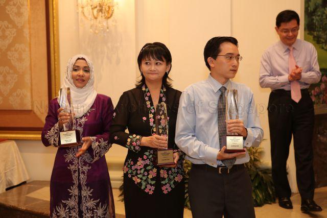 From left are award recipients Mdm Shakila Jamal Mohamed,