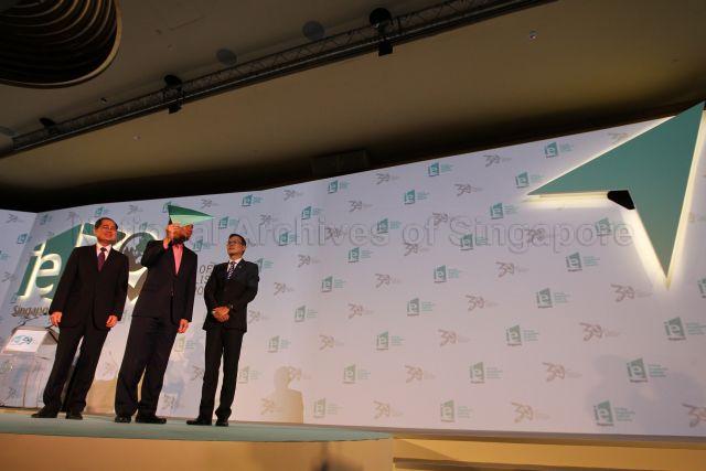 Prime Minister Lee Hsien Loong, (on the left) Minister for