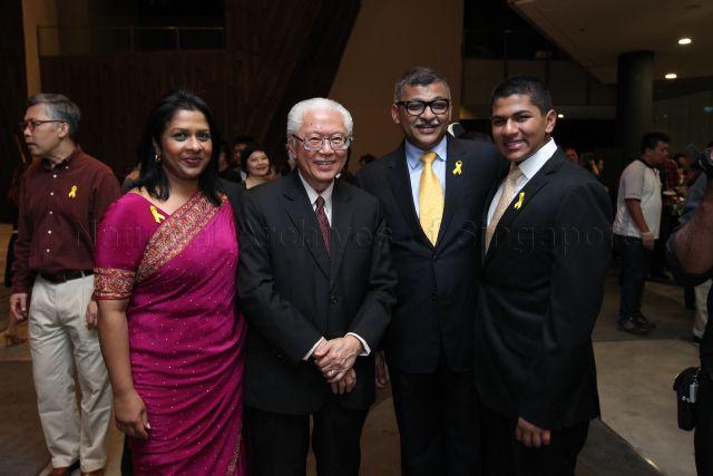 President Tony Tan posing for a photo with Chief Justice