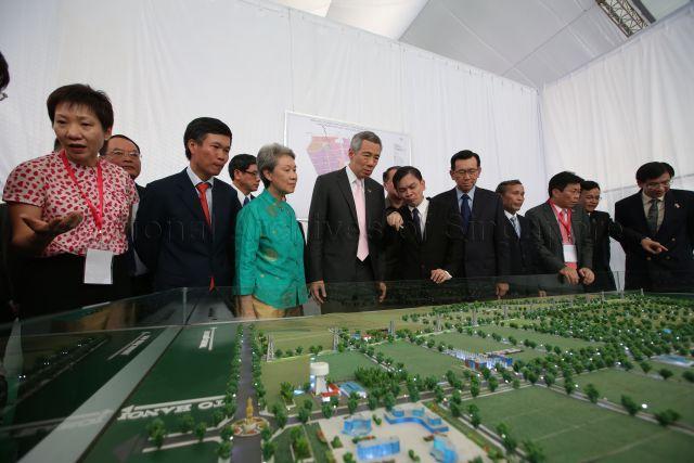 Prime Minister Lee Hsien Loong and his wife Madam Ho Ching