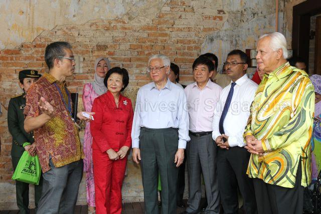 President Tony Tan and his wife Mrs Mary Tan (wearing red