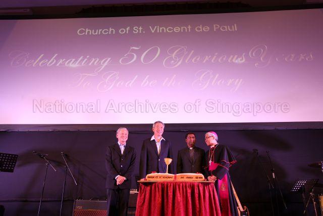 Prime Minister Lee Hsien Loong, (from right) Archbishop