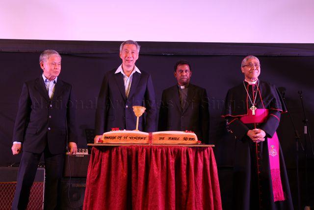 Prime Minister Lee Hsien Loong, (from right) Archbishop