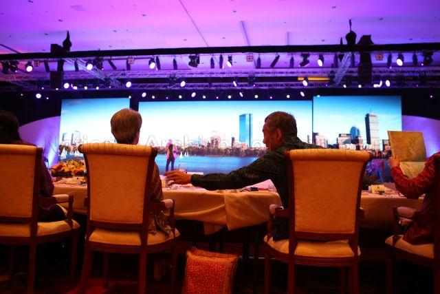 Taken at: APEC 2013 Gala Dinner at the Bali Nusa Dua
