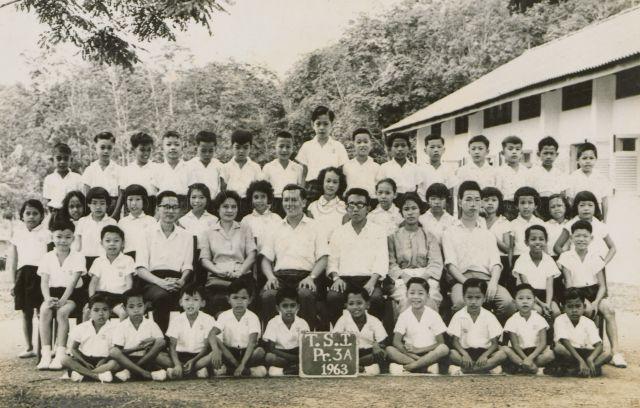 Class photograph of Tampines Primary School I (Primary 3A)