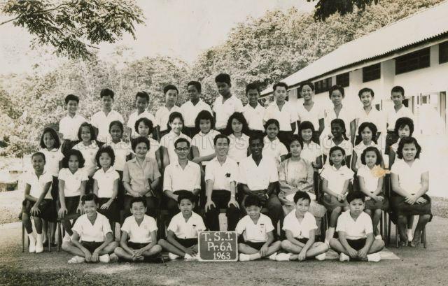Class photograph of Tampines Primary School I (Primary 6A)