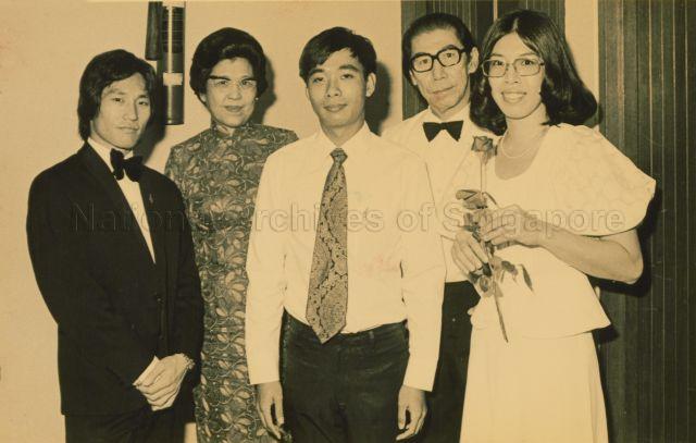 From left to right: Lee Pan Hon, Mrs Goh Soon Tioe, Tony Lee