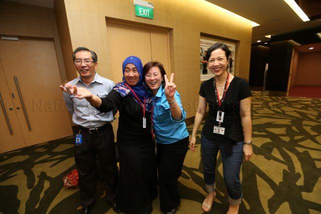 Ms Chang Li Lin (second from right), Press Secretary to the