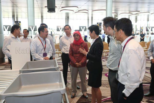 Taken at: Changi Airport Terminal 4 before Official Opening