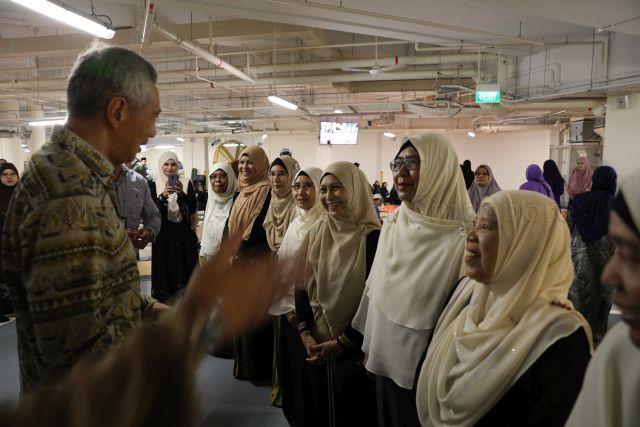 Taken at: Iftar at Maarof Mosque with Jurong residents in