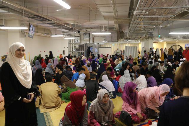 Taken at: Iftar at Maarof Mosque with Jurong residents in