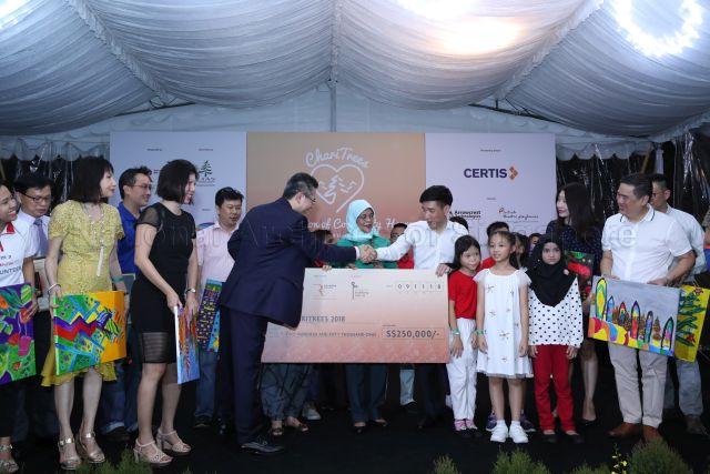 Taken at: Light-Up ceremony of ChariTrees at the Marina Bay