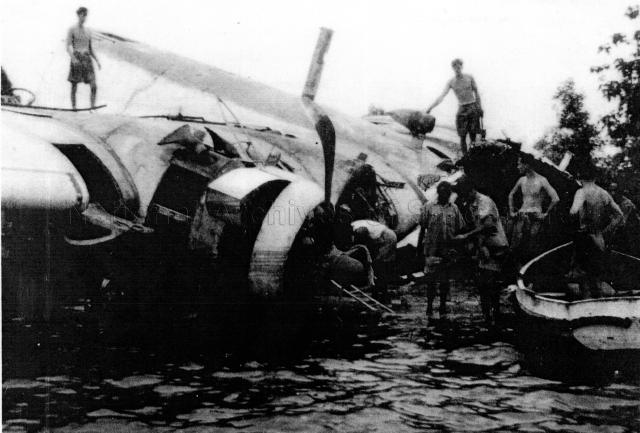 Sunderland GR5, NJ176, Freddie 'F', which crashed in shallow