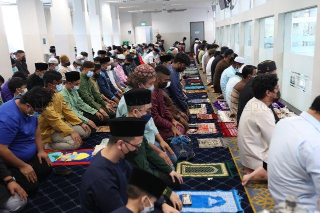 Taken at: Visit to Ar-Raudhah Mosque