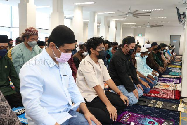 Taken at: Visit to Ar-Raudhah Mosque