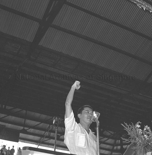 MR LIM CHIN SIONG SPEAKING WITH CONVICTION AT MASS RALLY,