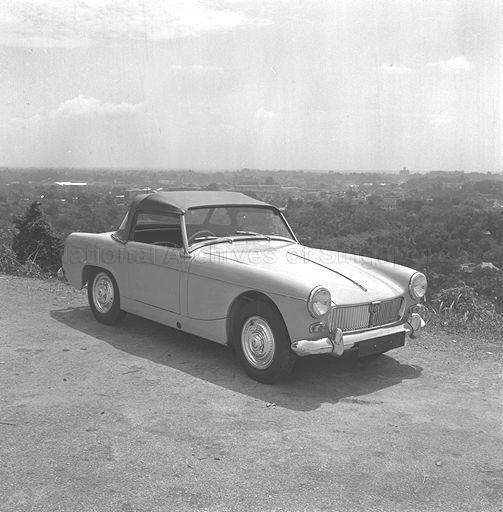 MG SPORTS CAR AT MOUNT FABER, SINGAPORE. IN CAPACITY THE NEW
