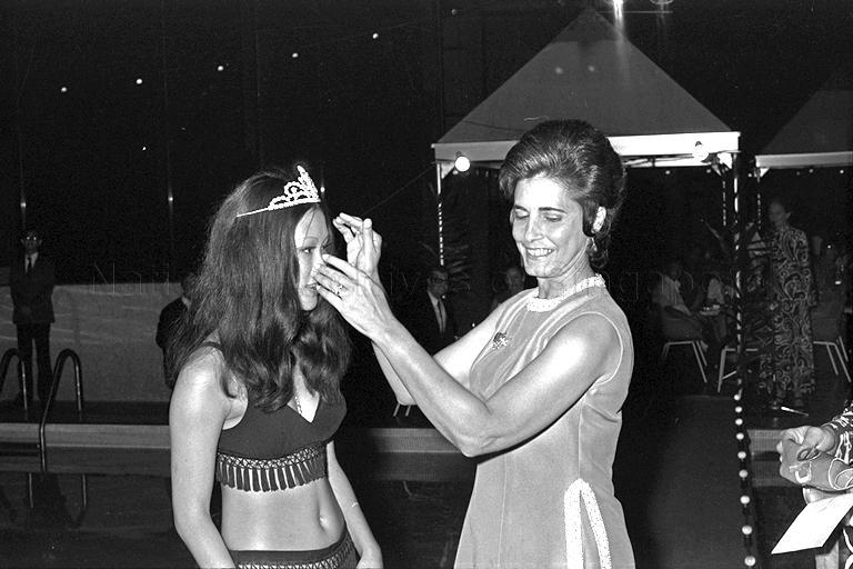 PART-TIME MODEL STELLA TAN, 17, WON THE TITLE 'MISS WORLD