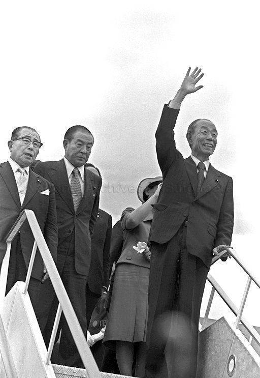 THE JAPANESE PRIME MINISTER (PM) TAKEO FUKUDA AND HIS WIFE